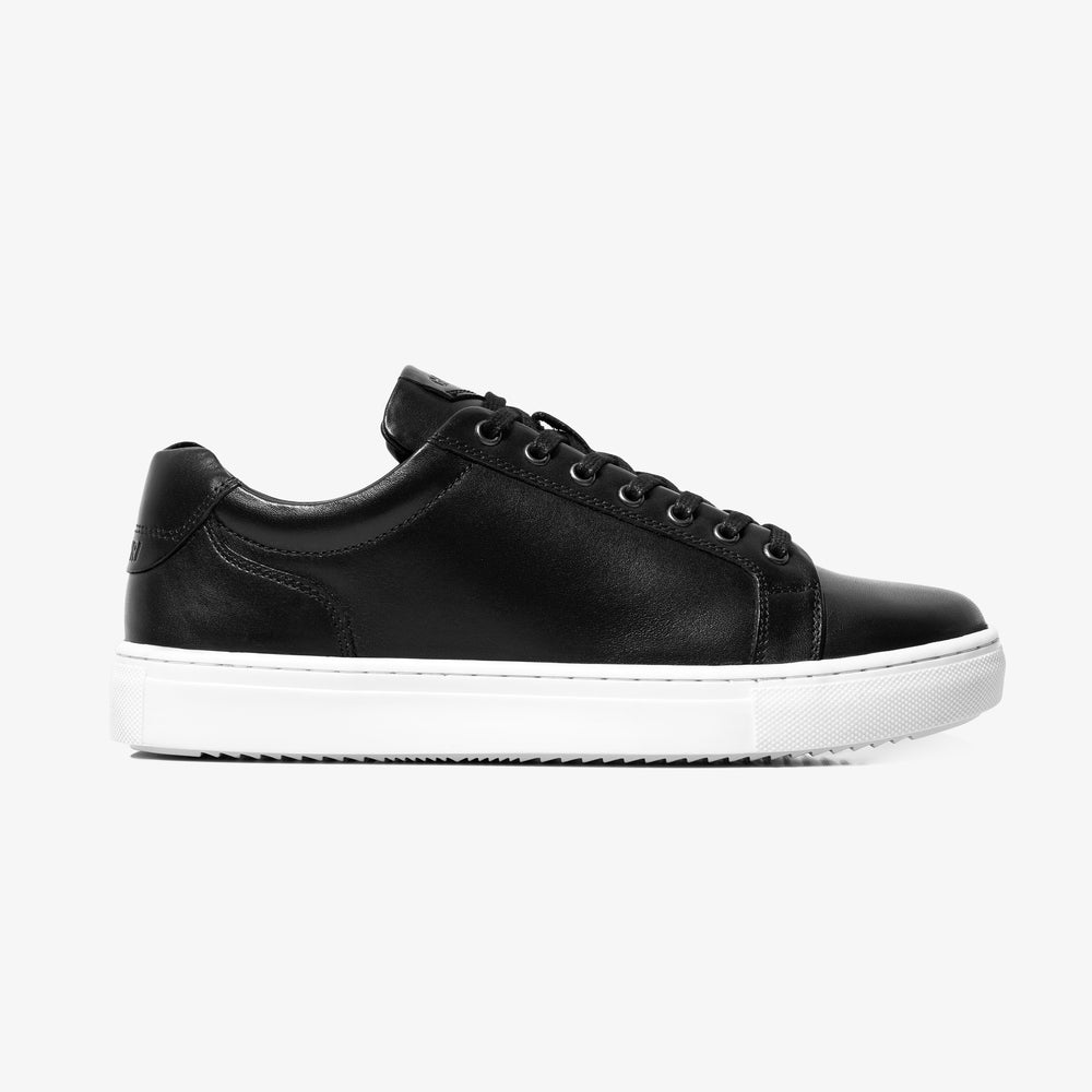 Classic Low Top Sneakers Black